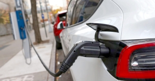 京專家:Omicron導致肺炎或重症比例低於流感 - 信報網站 hkej.com